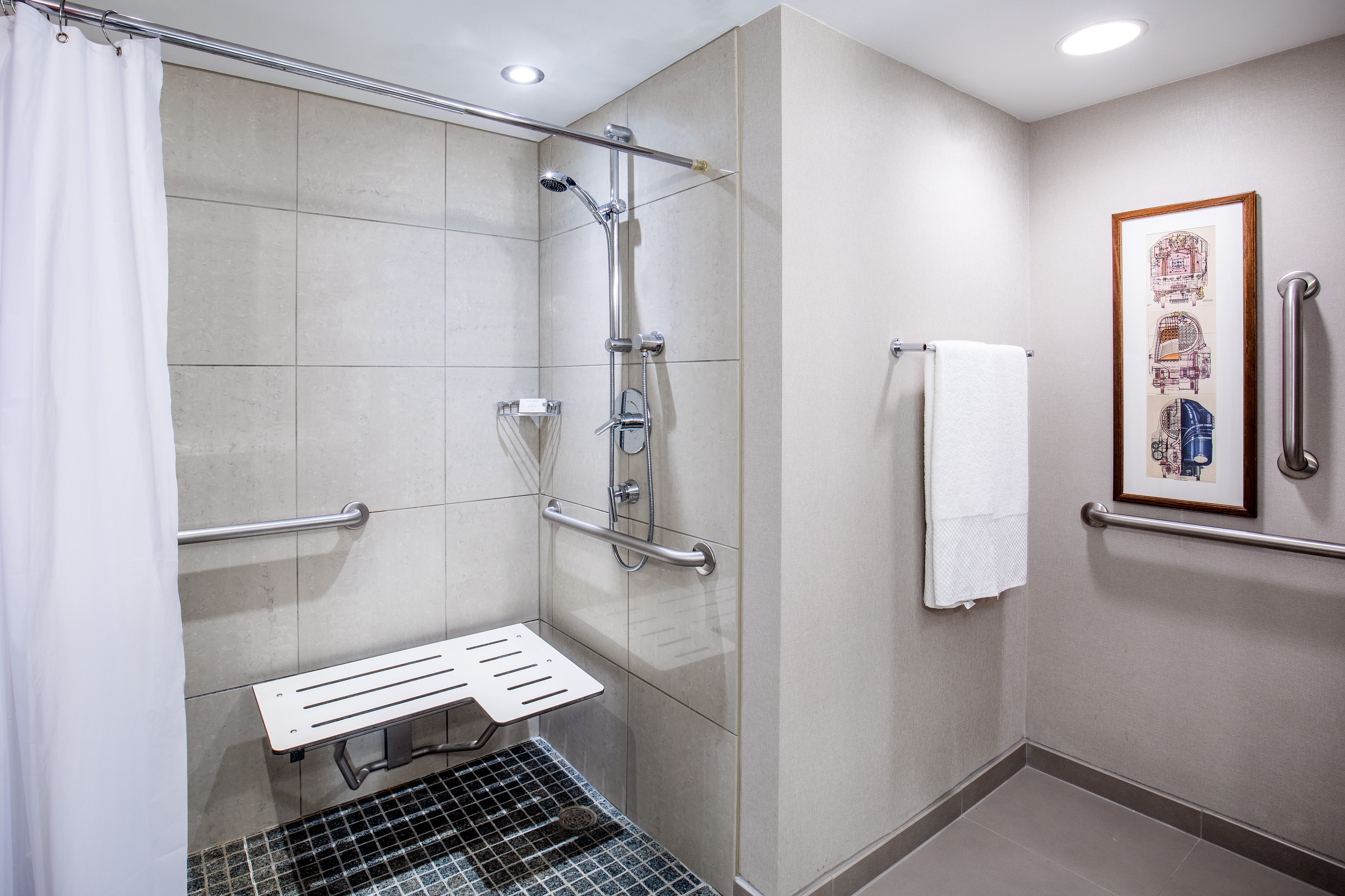 ADA Rooms & Amenities